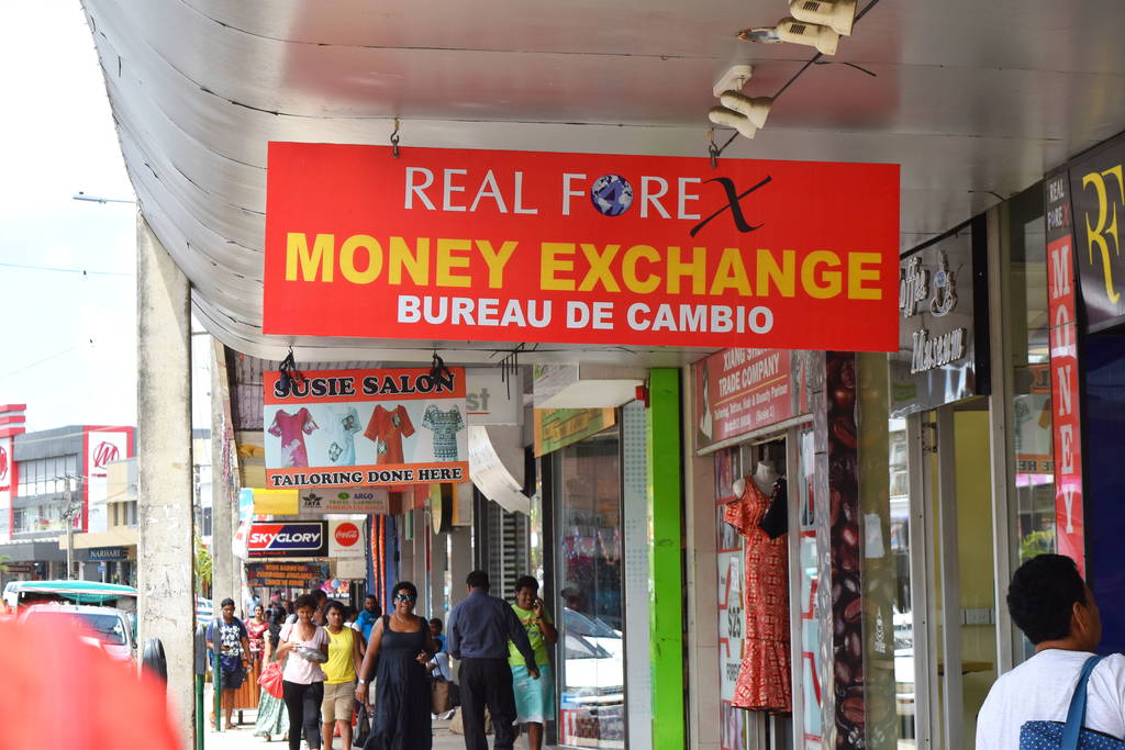 What is the Currency in Fiji? 💵 - Fiji Pocket Guide