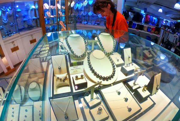 Shopping Activities in Fiji - Fiji Pocket Guide