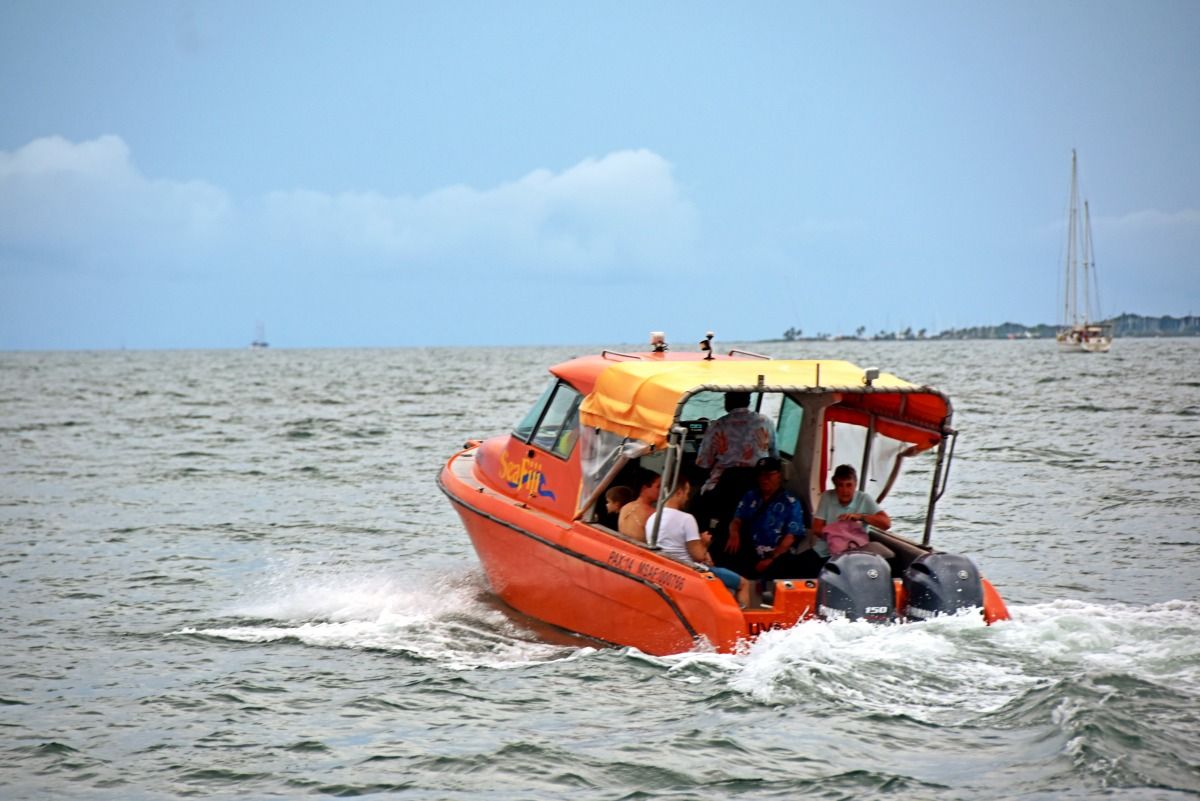 How to Catch a Water Taxi in Fiji: The Complete Guide - Fiji Pocket Guide