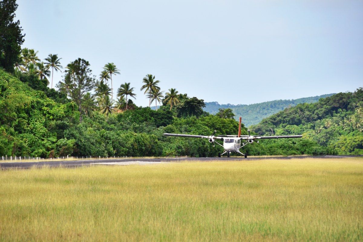 Fiji Transport Guide: 20 Best Ways to Get Around Fiji 🛳️ [2025]