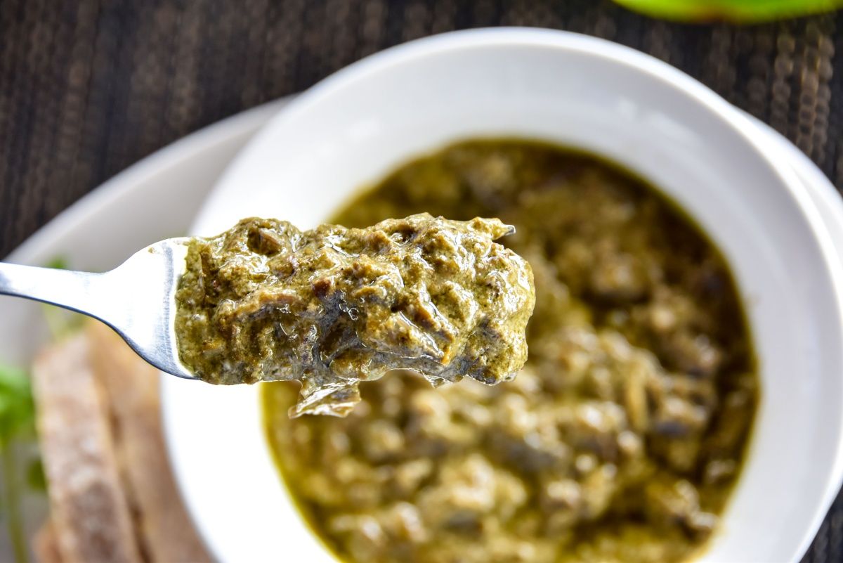 Traditional Fijian Food: 20 Foods to Try in Fiji 🥥