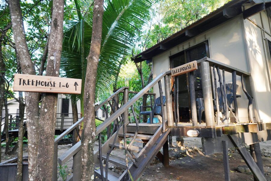 19 Best Backpacker Hostels in Fiji 🐚 [2026]